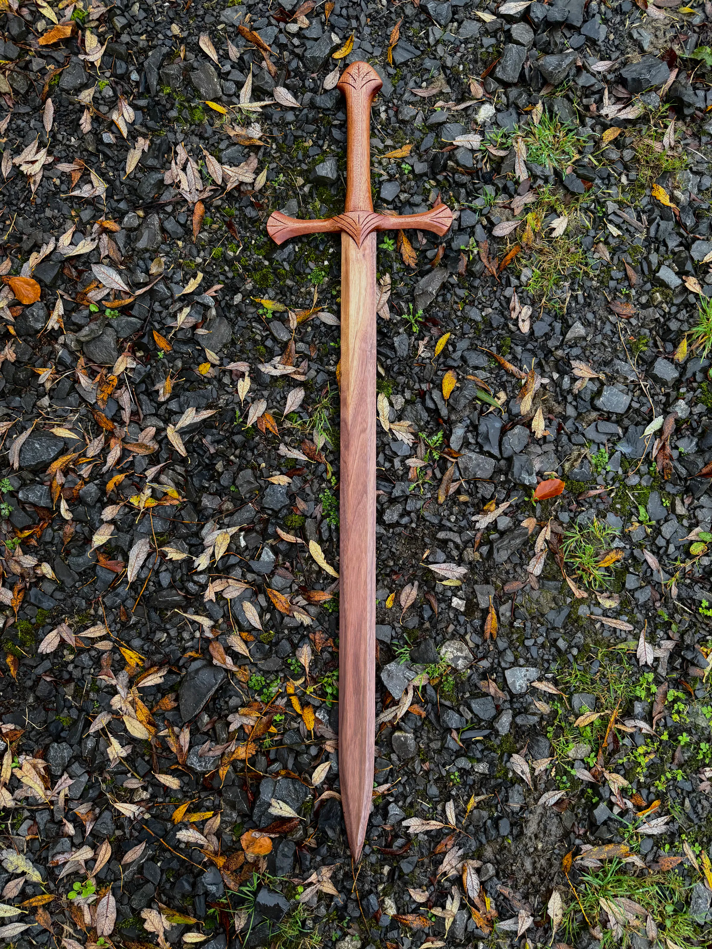 Fiachra Avery - The Oaken Smith | Handcrafted Wooden Swords